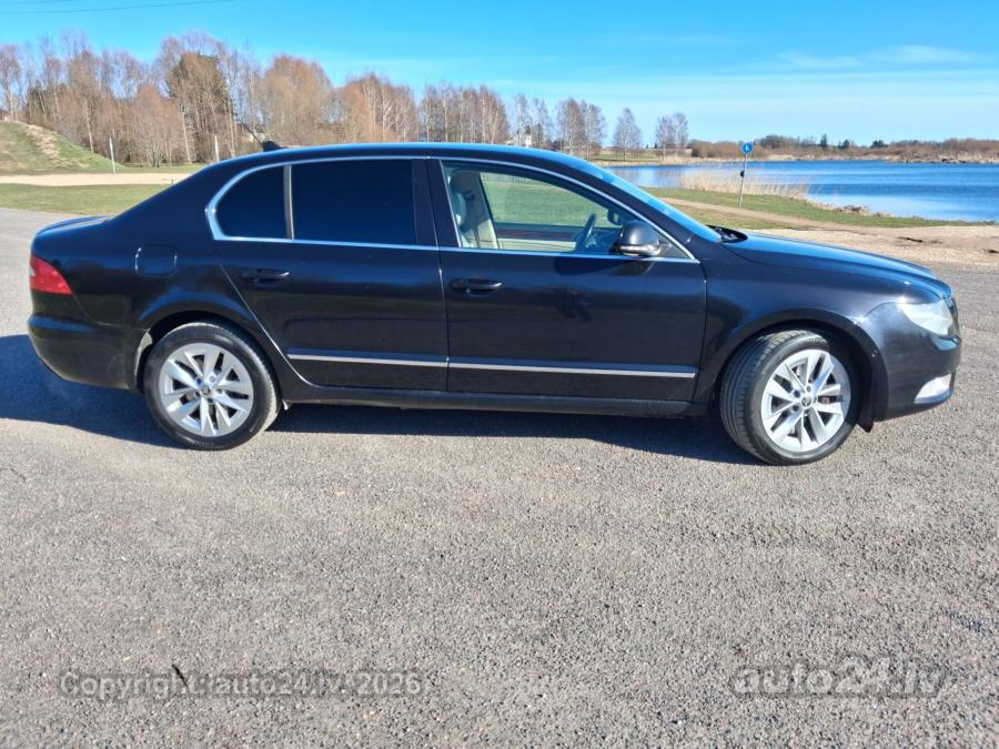 Black Skoda SuperB 2008 in Tallinn, with an engine capacity of 3.60 L and mileage of 231 thousand km for 4500 €, photo 7 on AUTOMOTO.COM.LV