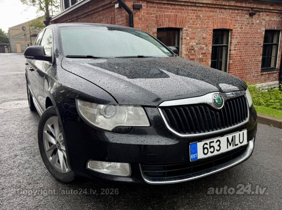 Black Skoda SuperB 2008 in Tallinn, with an engine capacity of 3.60 L and mileage of 232 thousand km for 4999 €, photo 3 on AUTOMOTO.COM.LV