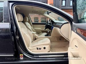 Black Skoda SuperB 2008 in Tallinn, with an engine capacity of 3.60 L and mileage of 232 thousand km for 4999 €, photo 6 on AUTOMOTO.COM.LV