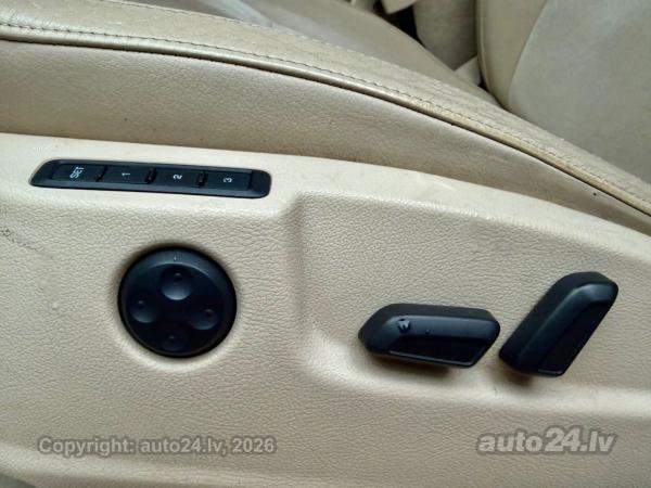 Black Skoda SuperB 2008 in Tallinn, with an engine capacity of 3.60 L and mileage of 232 thousand km for 4999 €, photo 7 on AUTOMOTO.COM.LV