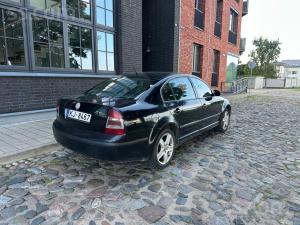 Melns Skoda SuperB 2008 Rīga, ar dzinēja tilpumu 1.90 L un nobraukumu 396 tūkst. km par 1300 €, foto 4 vietnē AUTOMOTO.COM.LV