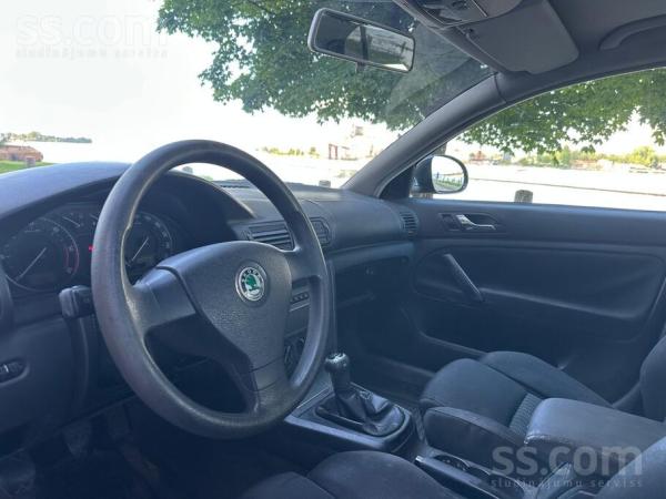 Melns Skoda SuperB 2008 Rīga, ar dzinēja tilpumu 1.90 L un nobraukumu 396 tūkst. km par 1300 €, foto 4 vietnē AUTOMOTO.COM.LV