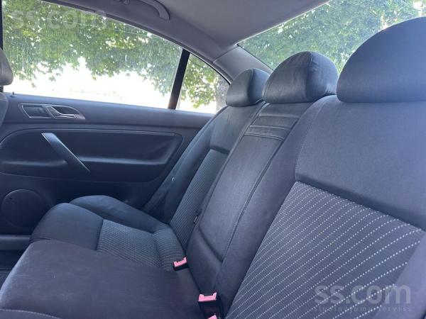 Melns Skoda SuperB 2008 Rīga, ar dzinēja tilpumu 1.90 L un nobraukumu 396 tūkst. km par 1300 €, foto 7 vietnē AUTOMOTO.COM.LV