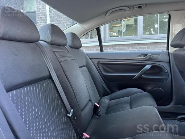 Melns Skoda SuperB 2008 Rīga, ar dzinēja tilpumu 1.90 L un nobraukumu 396 tūkst. km par 1300 €, foto 9 vietnē AUTOMOTO.COM.LV