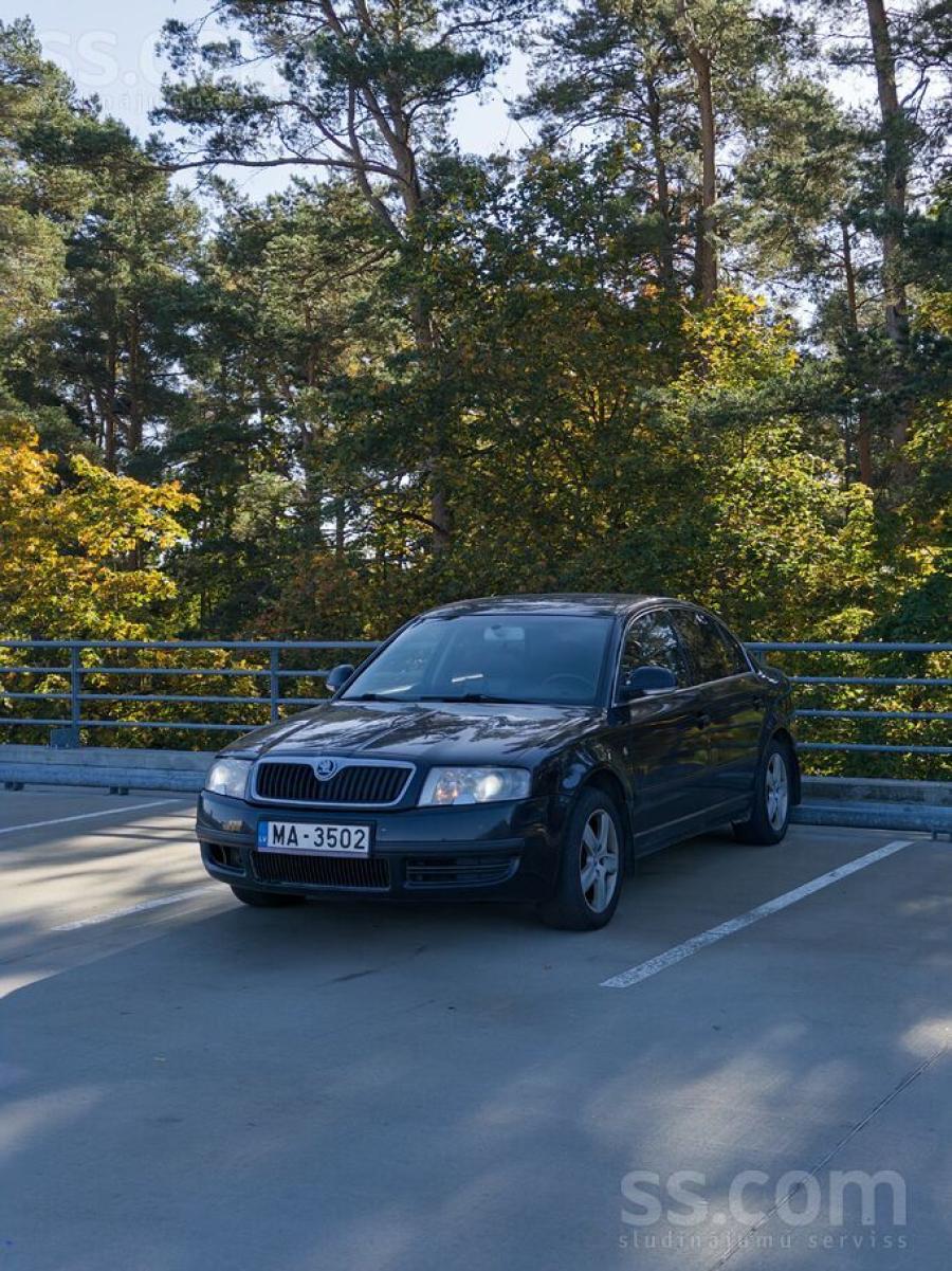 Черный Шкода Суперб 2008 в Рига, объемом двигателя 2.00 л и пробегом 296 тыс. км за 1400 €, фото 1 на AUTOMOTO.COM.LV