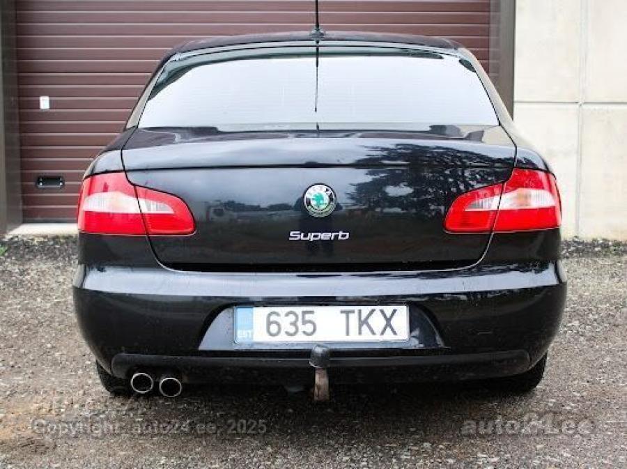 Melns Skoda SuperB 2009 Tallina, ar dzinēja tilpumu 1.80 L un nobraukumu 0 tūkst. km par 3299 €, foto 6 vietnē AUTOMOTO.COM.LV