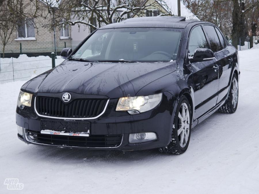 Black Skoda SuperB 2009 in Vilnius, with an engine capacity of 1.80 L and mileage of 231 thousand km for 4700 €, photo 1 on AUTOMOTO.COM.LV