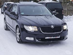 Black Skoda SuperB 2009 in Vilnius, with an engine capacity of 1.80 L and mileage of 231 thousand km for 4700 €, photo 3 on AUTOMOTO.COM.LV