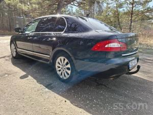 Melns Skoda SuperB 2009 Jūrmala, ar dzinēja tilpumu 2.00 L un nobraukumu 249 tūkst. km par 4300 €, foto 3 vietnē AUTOMOTO.COM.LV
