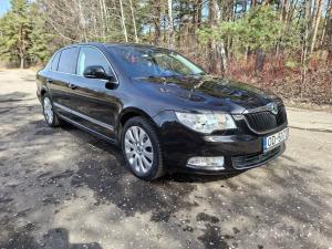Melns Skoda SuperB 2009 Jūrmala, ar dzinēja tilpumu 2.00 L un nobraukumu 249 tūkst. km par 4300 €, foto 5 vietnē AUTOMOTO.COM.LV