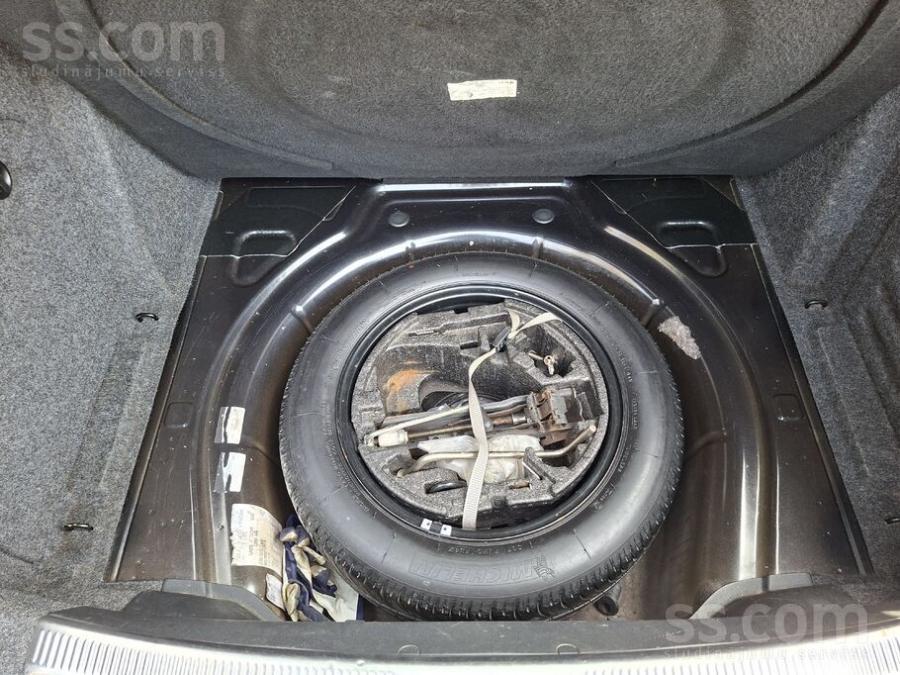 Melns Skoda SuperB 2009 Jūrmala, ar dzinēja tilpumu 2.00 L un nobraukumu 249 tūkst. km par 4300 €, foto 7 vietnē AUTOMOTO.COM.LV