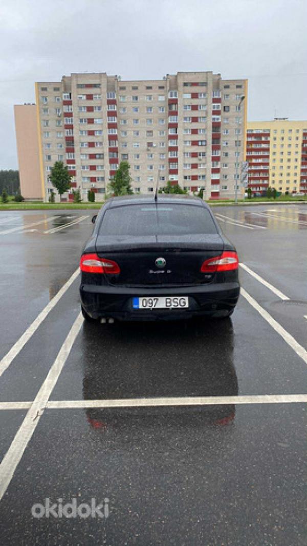 Black Skoda SuperB 2009 in Johvi, with an engine capacity of 1.90 L and mileage of 396 thousand km for 2500 €, photo 4 on AUTOMOTO.COM.LV