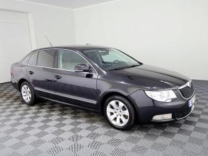 Black Skoda SuperB 2009 in Tallinn, with an engine capacity of 2.00 L and mileage of 372 thousand km for 2099 €, photo  on AUTOMOTO.COM.LV