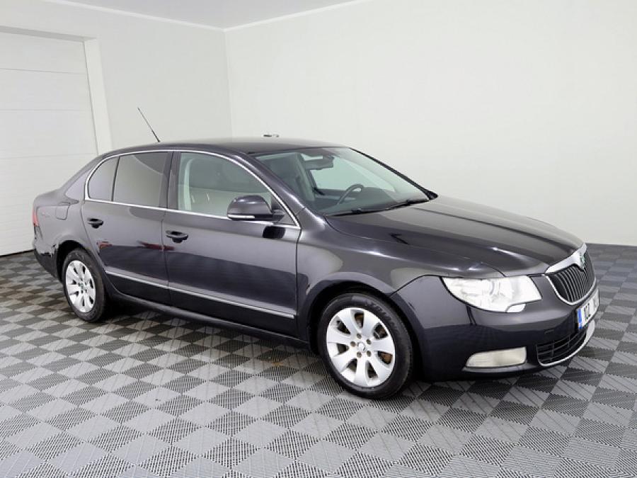 Melns Skoda SuperB 2009 Tallina, ar dzinēja tilpumu 2.00 L un nobraukumu 372 tūkst. km par 2099 €, foto 1 vietnē AUTOMOTO.COM.LV
