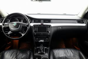 Melns Skoda SuperB 2009 Tallina, ar dzinēja tilpumu 2.00 L un nobraukumu 372 tūkst. km par 2099 €, foto 6 vietnē AUTOMOTO.COM.LV