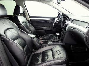 Melns Skoda SuperB 2009 Tallina, ar dzinēja tilpumu 2.00 L un nobraukumu 372 tūkst. km par 2099 €, foto 7 vietnē AUTOMOTO.COM.LV