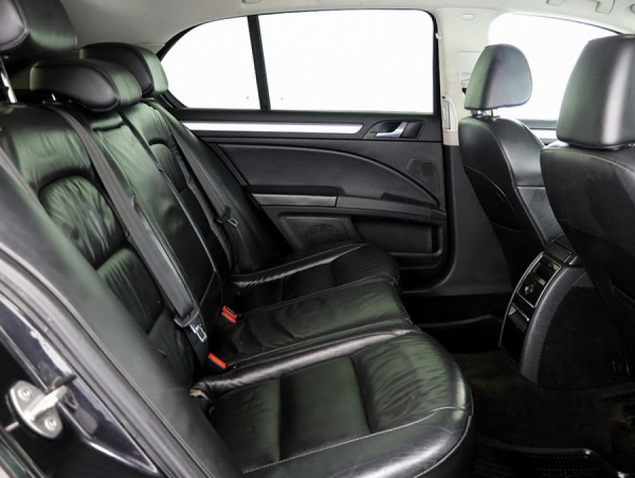 Melns Skoda SuperB 2009 Tallina, ar dzinēja tilpumu 2.00 L un nobraukumu 372 tūkst. km par 2099 €, foto 8 vietnē AUTOMOTO.COM.LV