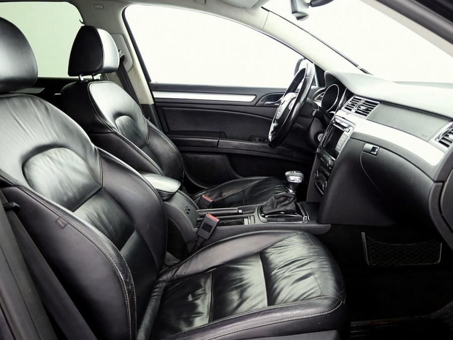 Melns Skoda SuperB 2009 Tallina, ar dzinēja tilpumu 2.00 L un nobraukumu 372 tūkst. km par 2099 €, foto 14 vietnē AUTOMOTO.COM.LV