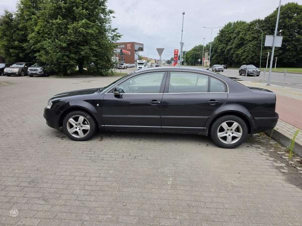 Melns Skoda SuperB 2009 Klaipėda, ar dzinēja tilpumu 1.90 L un nobraukumu 286 tūkst. km par 1200 €, foto 2 vietnē AUTOMOTO.COM.LV