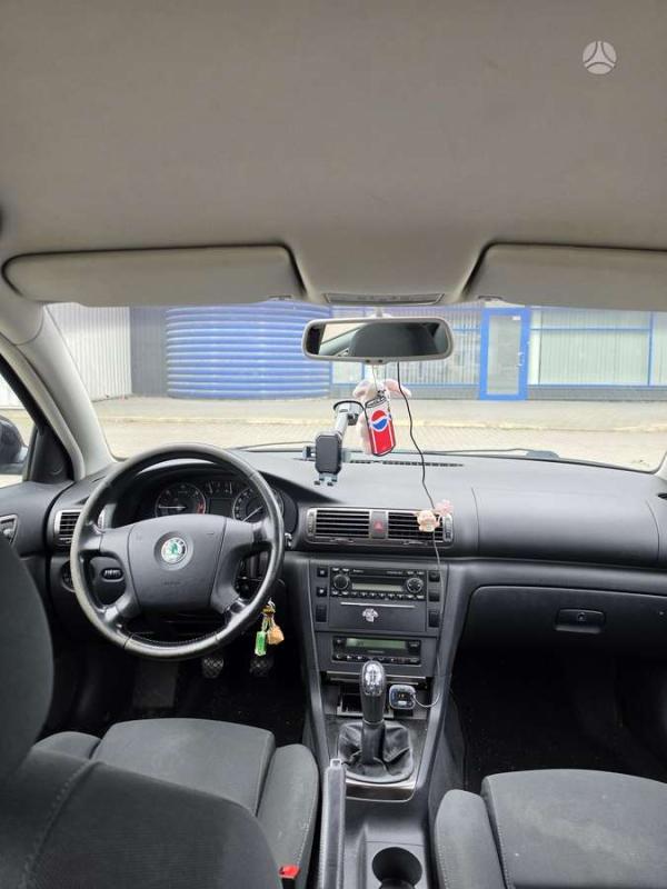 Melns Skoda SuperB 2009 Klaipėda, ar dzinēja tilpumu 1.90 L un nobraukumu 286 tūkst. km par 1200 €, foto 6 vietnē AUTOMOTO.COM.LV