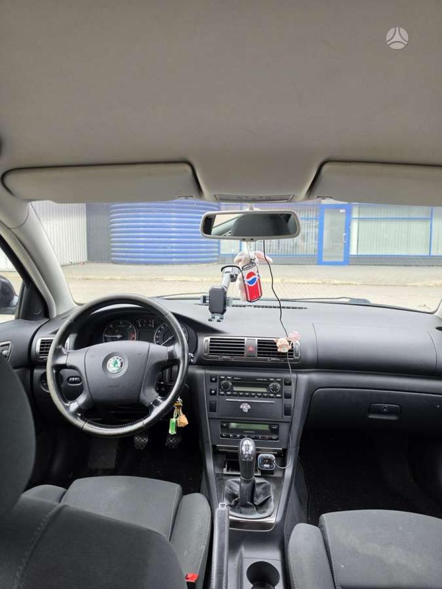 Melns Skoda SuperB 2009 Klaipėda, ar dzinēja tilpumu 1.90 L un nobraukumu 286 tūkst. km par 1200 €, foto 7 vietnē AUTOMOTO.COM.LV