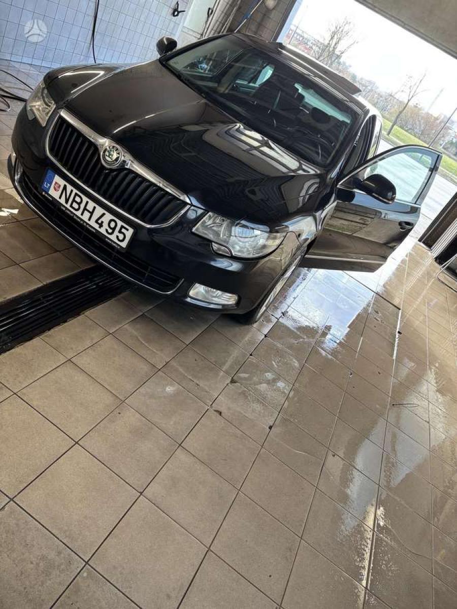 Melns Skoda SuperB 2009 Kauņa, ar dzinēja tilpumu 1.97 L un nobraukumu 320 tūkst. km par 5000 €, foto 4 vietnē AUTOMOTO.COM.LV