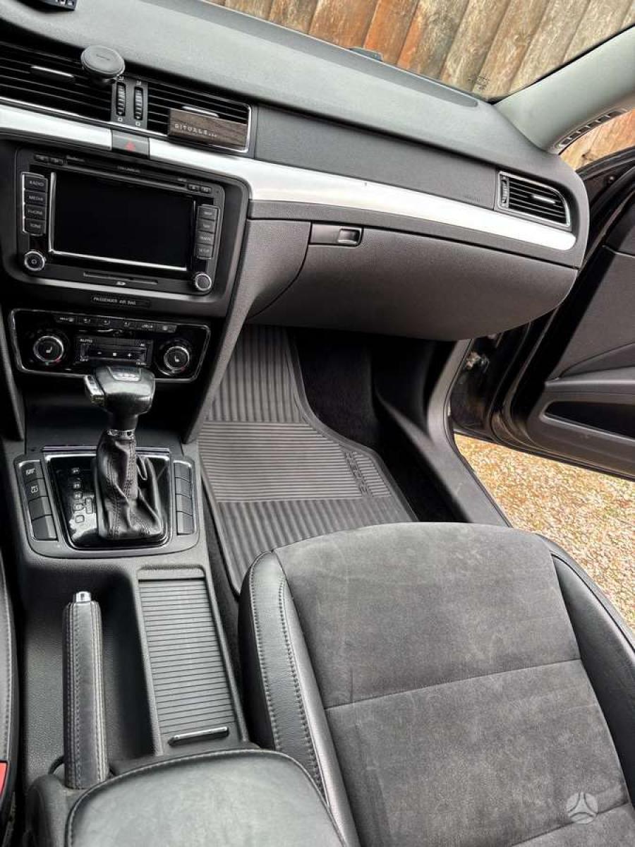 Melns Skoda SuperB 2009 Kauņa, ar dzinēja tilpumu 1.97 L un nobraukumu 320 tūkst. km par 5000 €, foto 6 vietnē AUTOMOTO.COM.LV