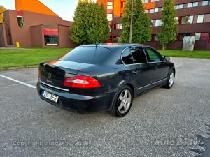 Melns Skoda SuperB 2009 Tallina, ar dzinēja tilpumu 2.00 L un nobraukumu 474 tūkst. km par 1790 €, foto 3 vietnē AUTOMOTO.COM.LV