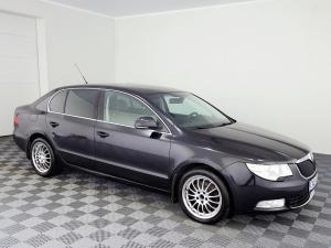 Черный Шкода Суперб 2009 в Таллин, объемом двигателя 1.40 л и пробегом 399 тыс. км за 1499 €, фото 9 на AUTOMOTO.COM.LV