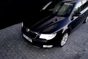 Black Skoda SuperB 2010 in Tallinn, with an engine capacity of 1.80 L and mileage of 294 thousand km for 3399 €, photo 22 on AUTOMOTO.COM.LV