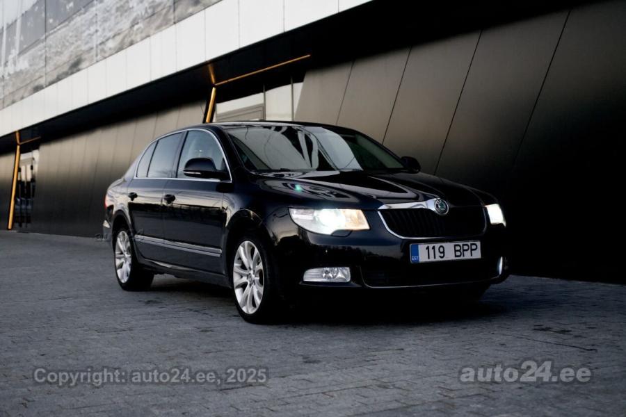 Black Skoda SuperB 2010 in Tallinn, with an engine capacity of 1.80 L and mileage of 294 thousand km for 3399 €, photo 23 on AUTOMOTO.COM.LV