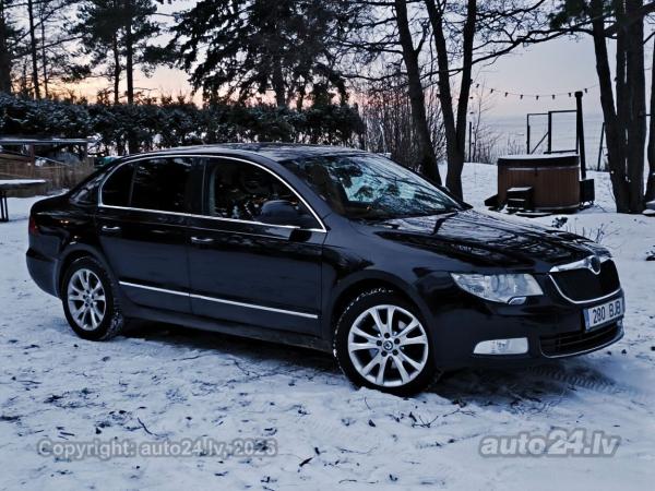 Melns Skoda SuperB 2010 Tallina, ar dzinēja tilpumu 2.00 L un nobraukumu 312 tūkst. km par 3998 €, foto 4 vietnē AUTOMOTO.COM.LV