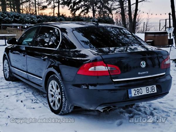 Melns Skoda SuperB 2010 Tallina, ar dzinēja tilpumu 2.00 L un nobraukumu 312 tūkst. km par 3998 €, foto 6 vietnē AUTOMOTO.COM.LV
