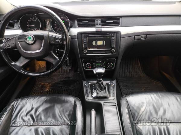 Melns Skoda SuperB 2010 Tallina, ar dzinēja tilpumu 2.00 L un nobraukumu 312 tūkst. km par 3998 €, foto 9 vietnē AUTOMOTO.COM.LV