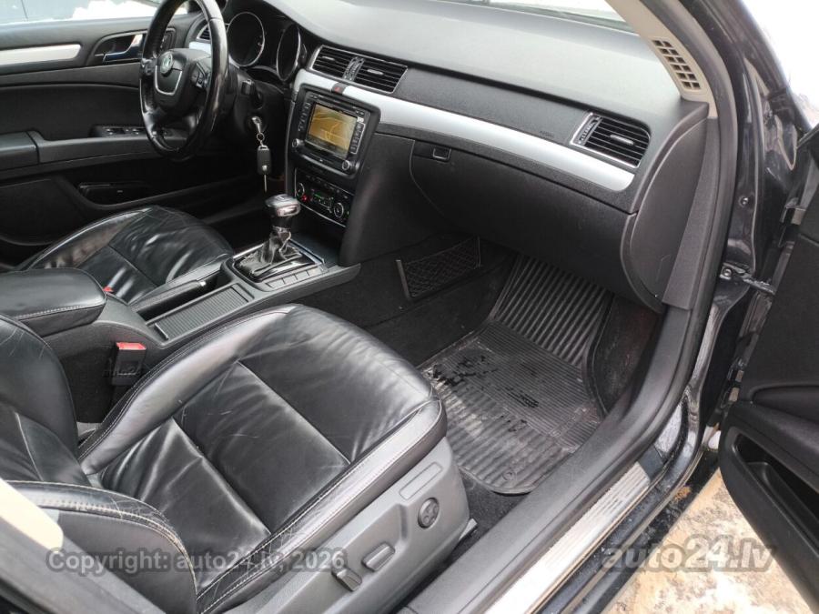 Melns Skoda SuperB 2010 Tallina, ar dzinēja tilpumu 2.00 L un nobraukumu 312 tūkst. km par 3998 €, foto 12 vietnē AUTOMOTO.COM.LV