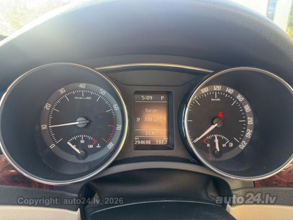 Melns Skoda SuperB 2010 Tallina, ar dzinēja tilpumu 1.80 L un nobraukumu 295 tūkst. km par 3700 €, foto 9 vietnē AUTOMOTO.COM.LV