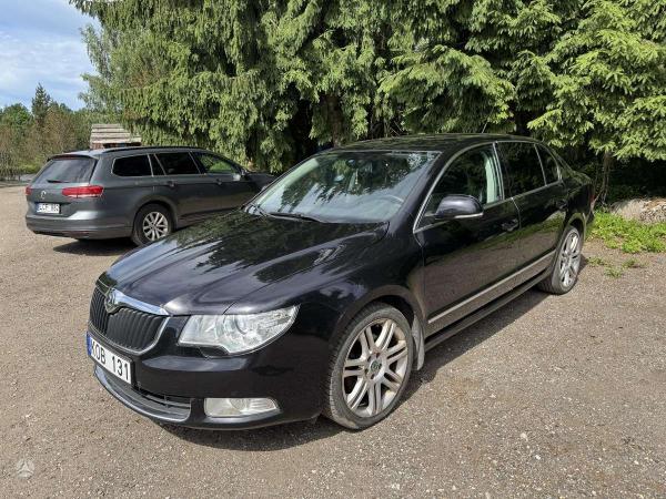 Melns Skoda SuperB 2010 Širvintos, ar dzinēja tilpumu 1.97 L un nobraukumu 271 tūkst. km par 3300 €, foto 7 vietnē AUTOMOTO.COM.LV