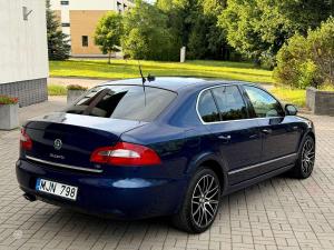 Melns Skoda SuperB 2010 Viļņa, ar dzinēja tilpumu 2.00 L un nobraukumu 288 tūkst. km par 4400 €, foto 4 vietnē AUTOMOTO.COM.LV