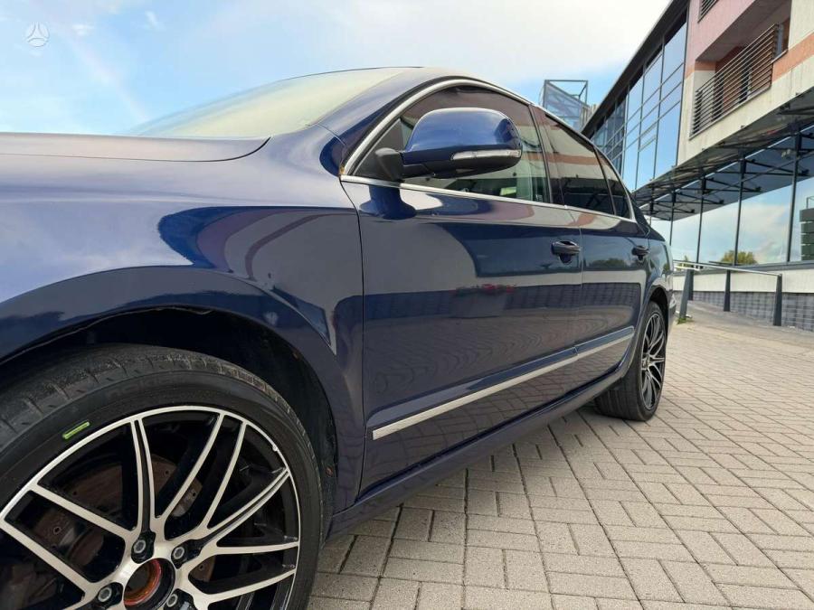 Melns Skoda SuperB 2010 Viļņa, ar dzinēja tilpumu 2.00 L un nobraukumu 288 tūkst. km par 4400 €, foto 12 vietnē AUTOMOTO.COM.LV