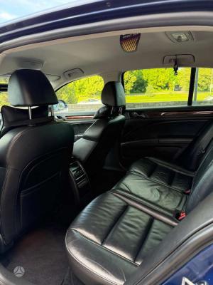 Melns Skoda SuperB 2010 Viļņa, ar dzinēja tilpumu 2.00 L un nobraukumu 288 tūkst. km par 4400 €, foto 16 vietnē AUTOMOTO.COM.LV