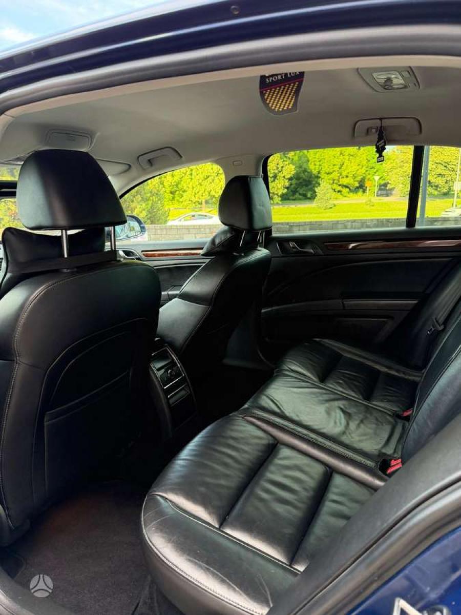Melns Skoda SuperB 2010 Viļņa, ar dzinēja tilpumu 2.00 L un nobraukumu 288 tūkst. km par 4400 €, foto 16 vietnē AUTOMOTO.COM.LV