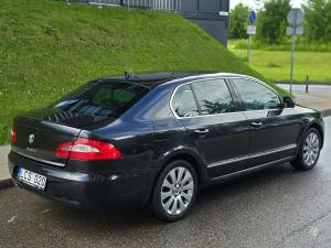 Melns Skoda SuperB 2010 Viļņa, ar dzinēja tilpumu 2.00 L un nobraukumu 260 tūkst. km par 2500 €, foto 6 vietnē AUTOMOTO.COM.LV