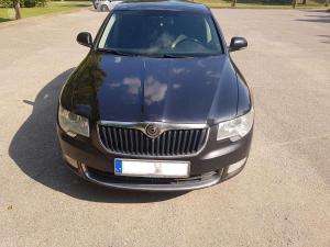Melns Skoda SuperB 2011 Akmenė, ar dzinēja tilpumu 1.97 L un nobraukumu 400 tūkst. km par 4000 €, foto 3 vietnē AUTOMOTO.COM.LV