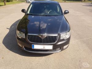 Black Skoda SuperB 2011 in Akmene, with an engine capacity of 2.00 L and mileage of 400 thousand km for 4000 €, photo 3 on AUTOMOTO.COM.LV