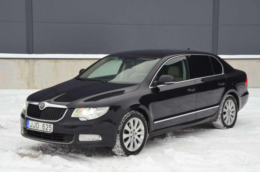 Melns Skoda SuperB 2011 Šauļi, ar dzinēja tilpumu 2.00 L un nobraukumu 290 tūkst. km par 3800 €, foto 3 vietnē AUTOMOTO.COM.LV