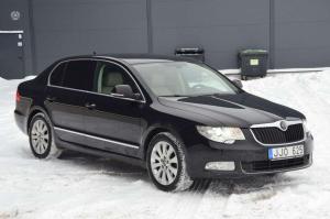 Melns Skoda SuperB 2011 Šauļi, ar dzinēja tilpumu 2.00 L un nobraukumu 290 tūkst. km par 3800 €, foto 6 vietnē AUTOMOTO.COM.LV