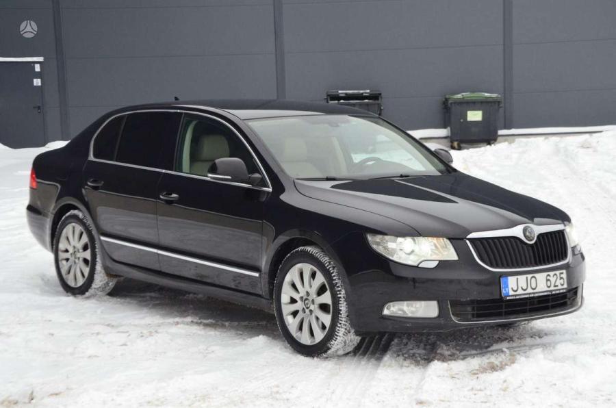 Melns Skoda SuperB 2011 Šauļi, ar dzinēja tilpumu 2.00 L un nobraukumu 290 tūkst. km par 3800 €, foto 6 vietnē AUTOMOTO.COM.LV
