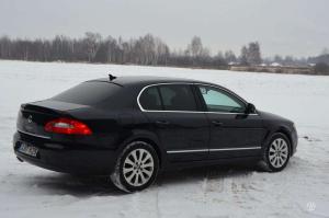 Melns Skoda SuperB 2011 Šauļi, ar dzinēja tilpumu 2.00 L un nobraukumu 290 tūkst. km par 3800 €, foto 8 vietnē AUTOMOTO.COM.LV