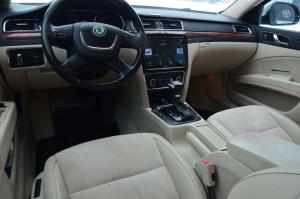 Melns Skoda SuperB 2011 Šauļi, ar dzinēja tilpumu 2.00 L un nobraukumu 290 tūkst. km par 3800 €, foto 17 vietnē AUTOMOTO.COM.LV