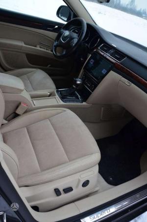 Melns Skoda SuperB 2011 Šauļi, ar dzinēja tilpumu 2.00 L un nobraukumu 290 tūkst. km par 3800 €, foto 21 vietnē AUTOMOTO.COM.LV